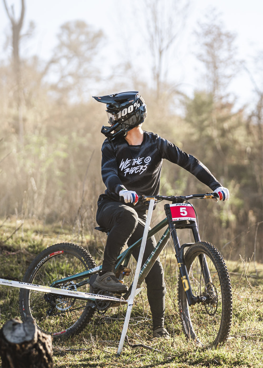 WE THE RIDERS: Australian Mountain Bike Clothing & Accessories